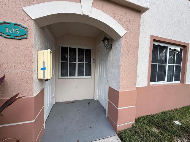Luxury apartment complex for rent in Homestead, United States