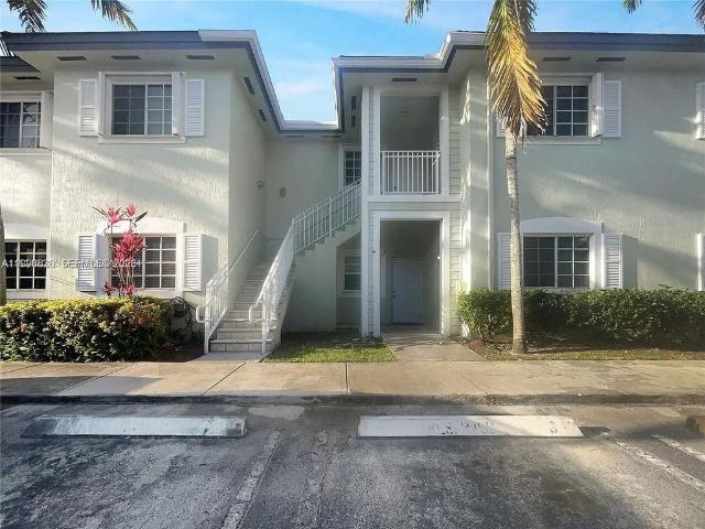 Luxury apartment complex for rent in Homestead, United States