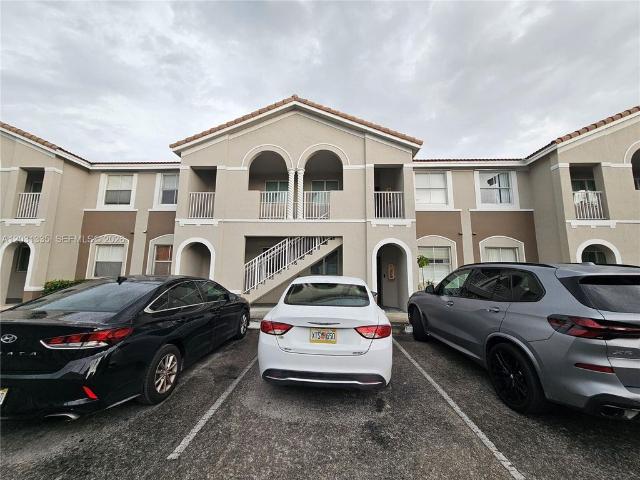 Luxury apartment complex for rent in Homestead, United States