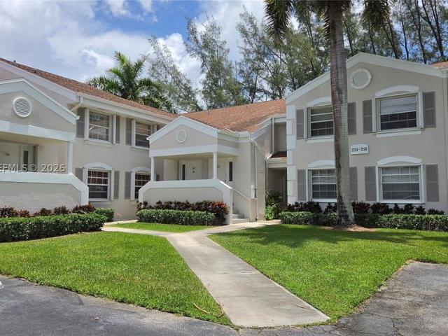 Luxury apartment complex for rent in Homestead, United States