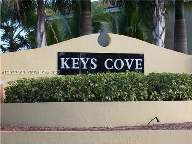 Luxury apartment complex for rent in Homestead, United States