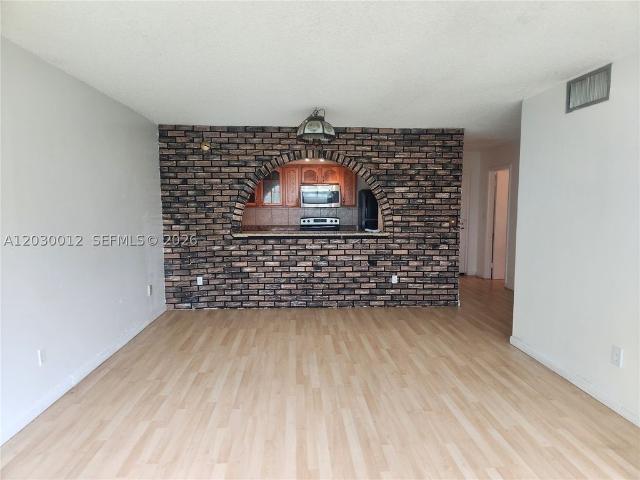 Luxury apartment complex for rent in Homestead, United States