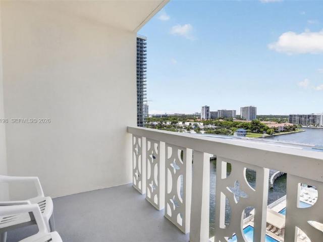 Luxury apartment complex for rent in Hallandale, United States
