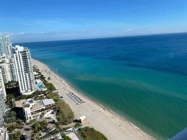 Luxury apartment complex for rent in Hallandale, United States