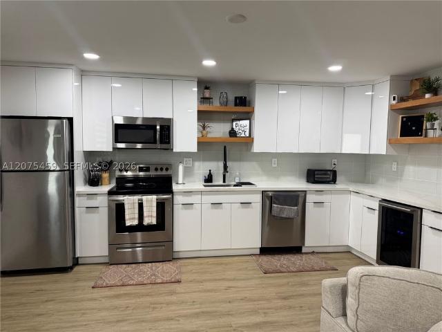 Luxury apartment complex for rent in Hallandale, United States