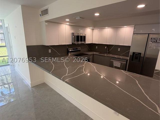 Luxury apartment complex for rent in Hallandale, United States