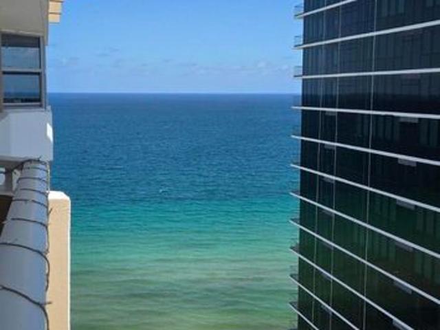 Luxury apartment complex for rent in Hallandale, United States