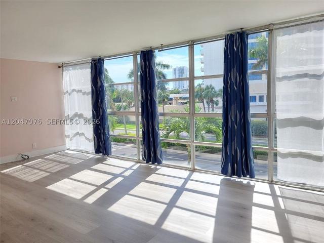 Luxury apartment complex for rent in Hallandale, United States