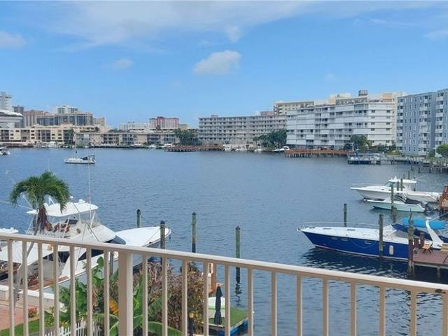 Luxury apartment complex for rent in Hallandale, United States