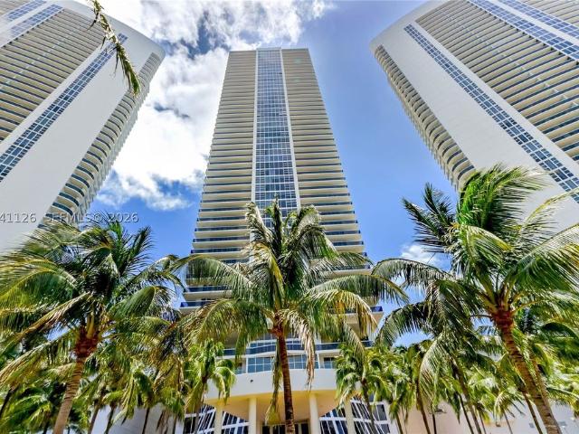 Luxury apartment complex for rent in Hallandale, United States