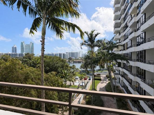 Luxury apartment complex for rent in Hallandale, United States