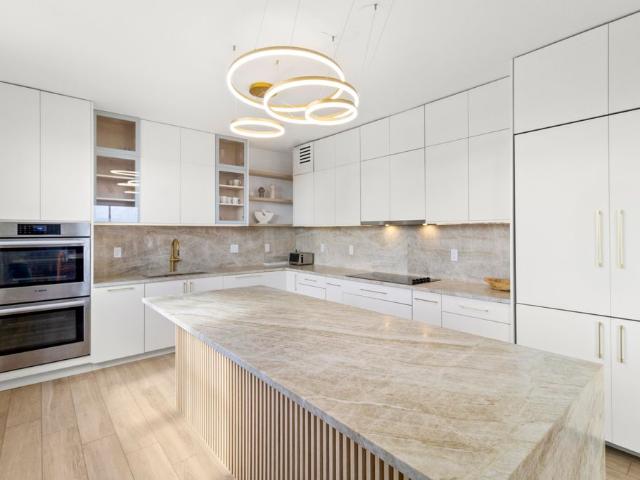 Luxury apartment complex for rent in Hallandale, United States