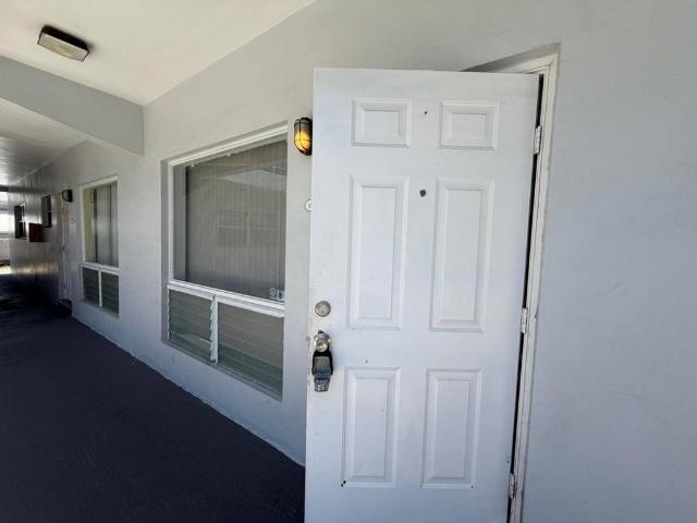Luxury apartment complex for rent in Hallandale, United States