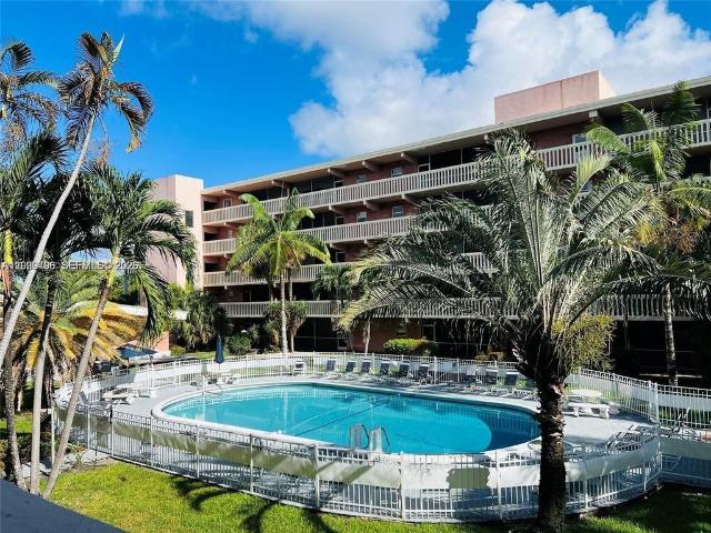 Luxury apartment complex for rent in Hallandale, United States