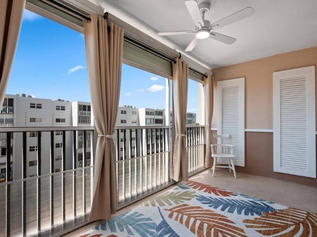 Luxury apartment complex for rent in Hallandale, United States