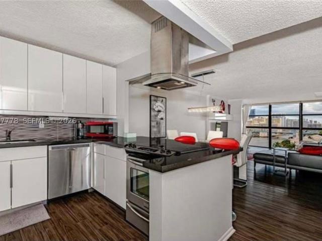 Luxury apartment complex for rent in Hallandale, United States