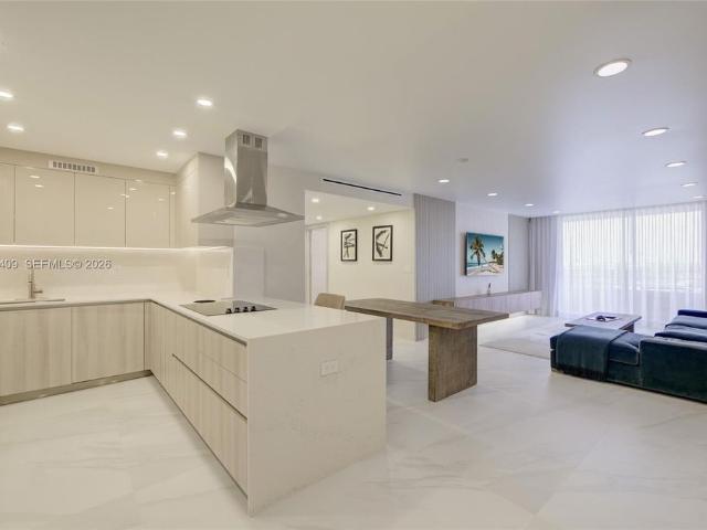 Luxury apartment complex for rent in Hallandale, United States