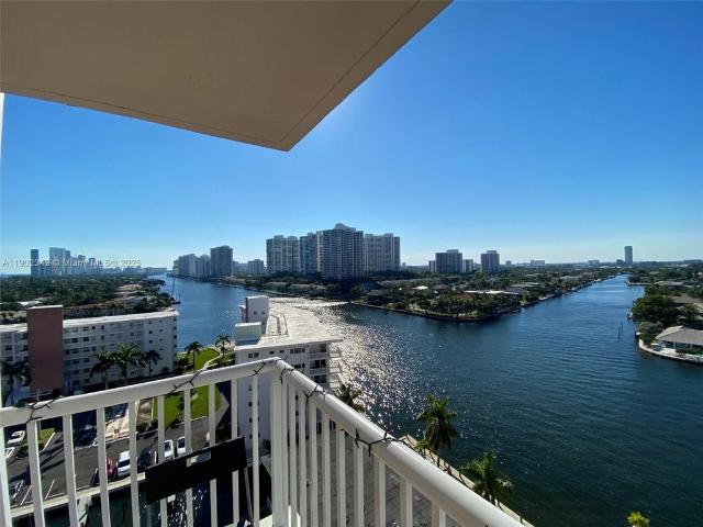 Luxury apartment complex for rent in Hallandale, United States