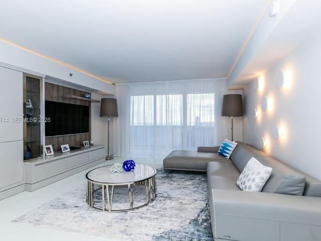 Luxury apartment complex for rent in Hallandale, United States