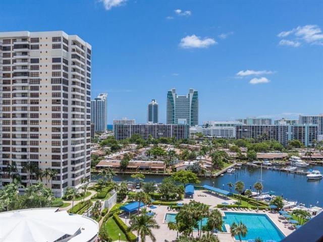 Luxury apartment complex for rent in Hallandale, Florida