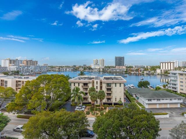 Luxury apartment complex for rent in Hallandale, Florida
