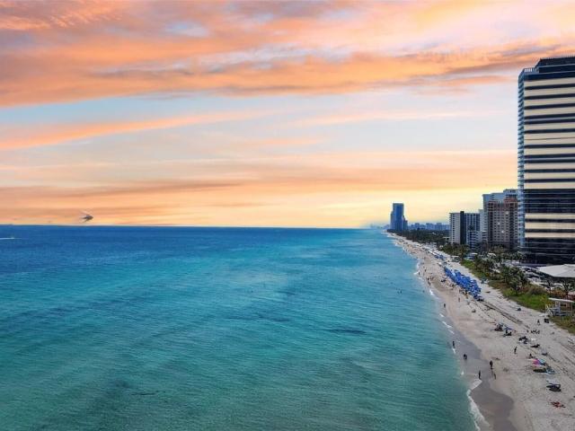 Luxury apartment complex for rent in Hallandale, Florida