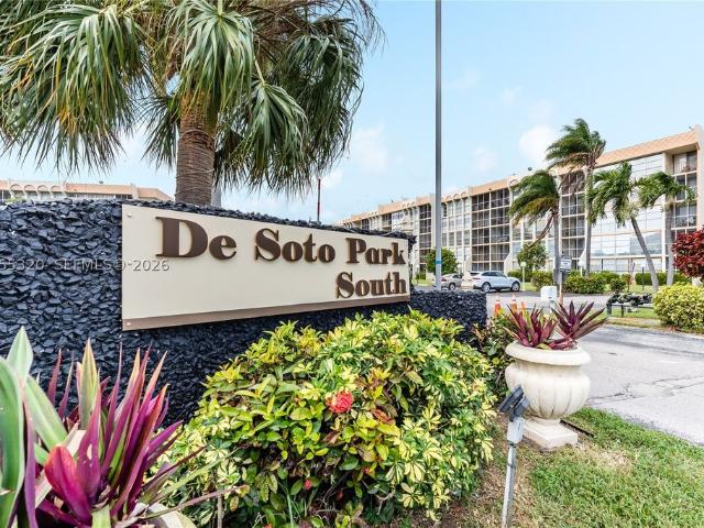 Luxury apartment complex for rent in Hallandale, Florida