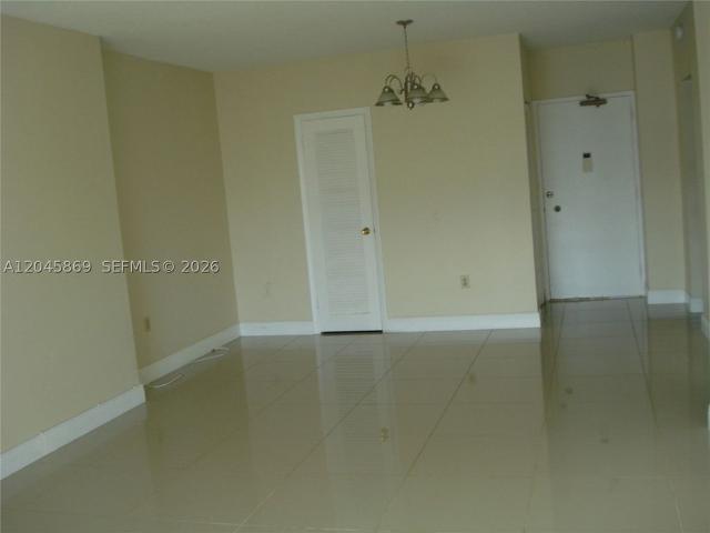 Luxury apartment complex for rent in Hallandale, Florida