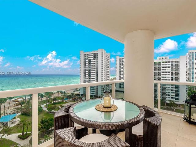 Luxury apartment complex for rent in Hallandale, Florida