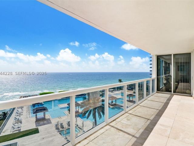 Luxury apartment complex for rent in Hallandale, Florida