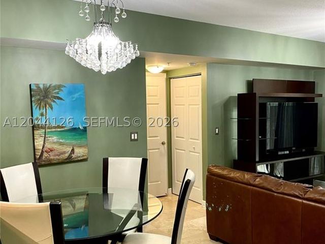 Luxury apartment complex for rent in Hallandale, Florida