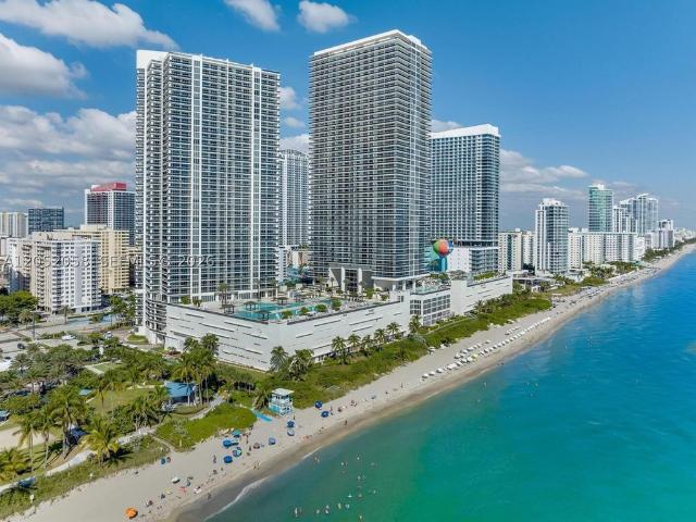 Luxury apartment complex for rent in Hallandale, Florida