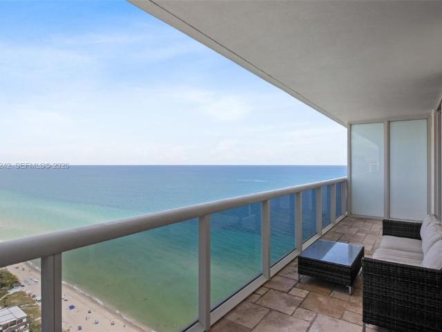 Luxury apartment complex for rent in Hallandale, Florida