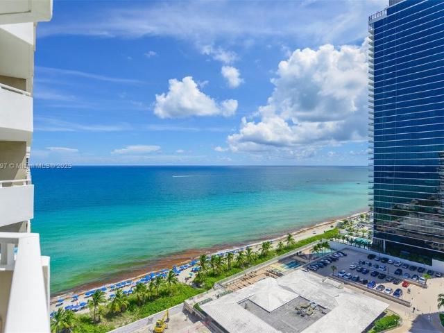Luxury apartment complex for rent in Hallandale, Florida
