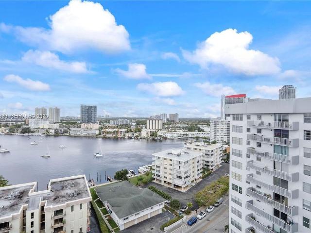 Luxury apartment complex for rent in Hallandale, Florida