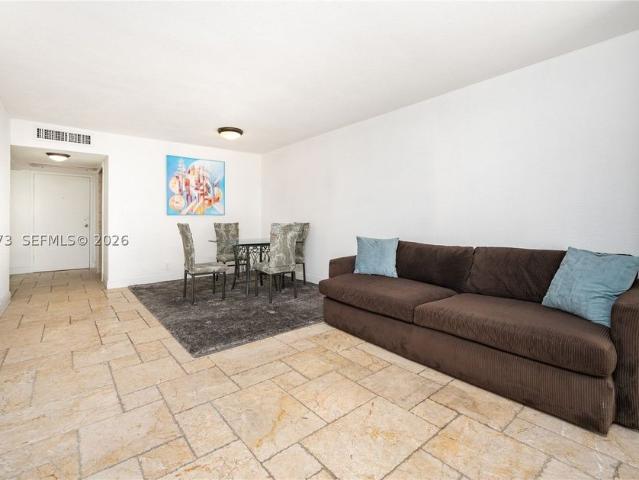 Luxury apartment complex for rent in Hallandale, Florida