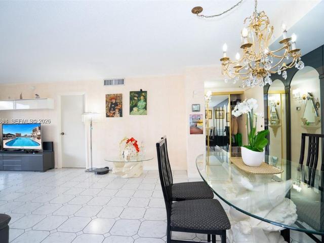 Luxury apartment complex for rent in Hallandale, Florida