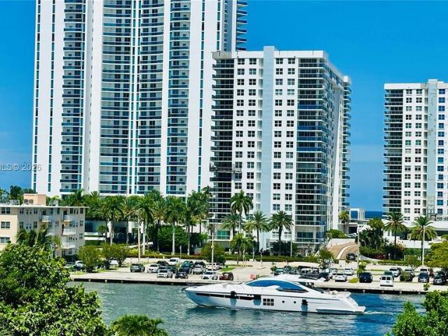 Luxury apartment complex for rent in Hallandale, Florida