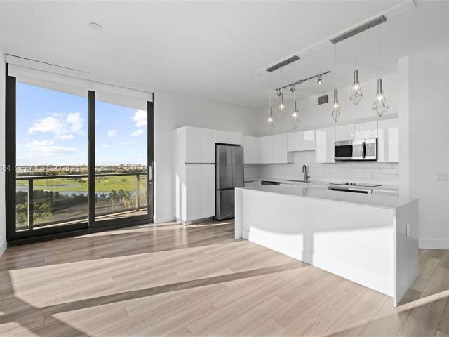 Luxury apartment complex for rent in Hallandale, Florida