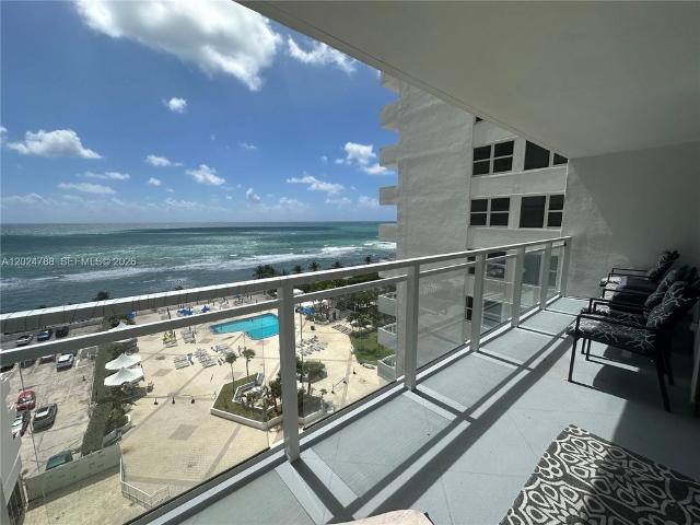 Luxury apartment complex for rent in Hallandale, Florida