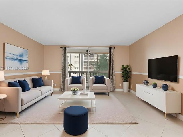 Luxury apartment complex for rent in Hallandale, Florida