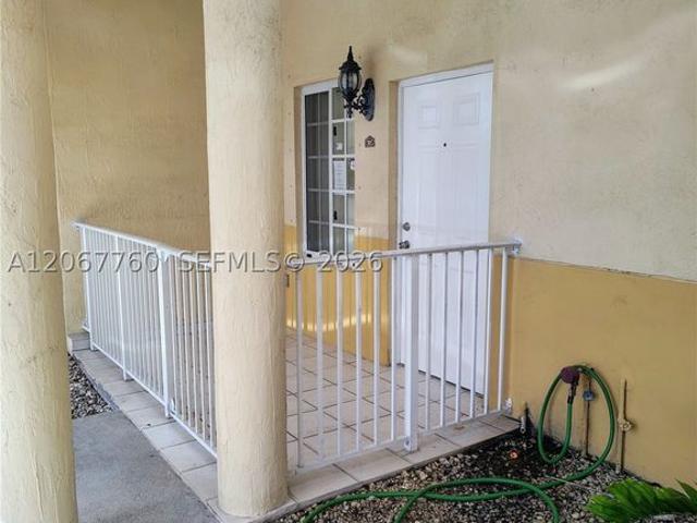 Luxury apartment complex for rent in Hialeah, United States