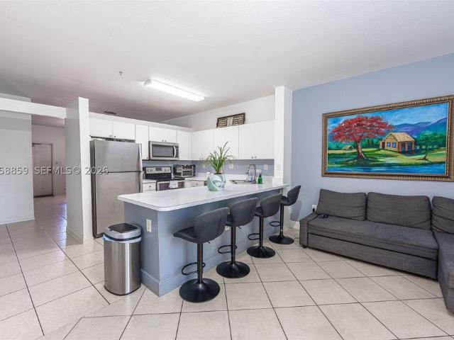 Luxury apartment complex for rent in Hialeah, United States