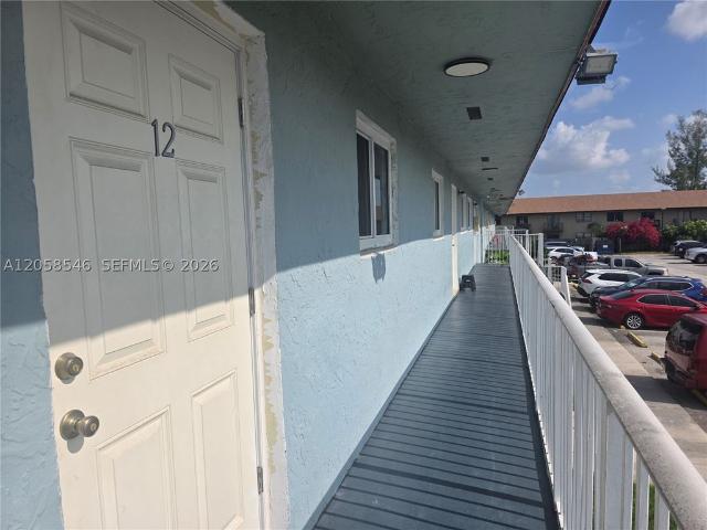 Luxury apartment complex for rent in Hialeah, United States