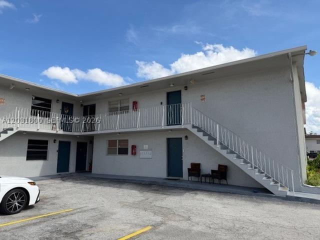 Luxury apartment complex for rent in Hialeah, United States