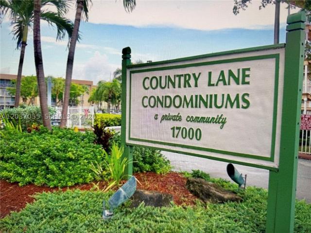Luxury apartment complex for rent in Hialeah, United States