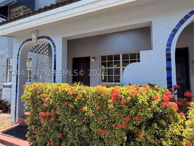 Luxury apartment complex for rent in Hialeah, Florida