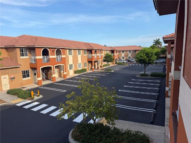 Luxury apartment complex for rent in Hialeah, Florida