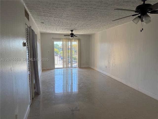 Luxury apartment complex for rent in Hialeah, Florida