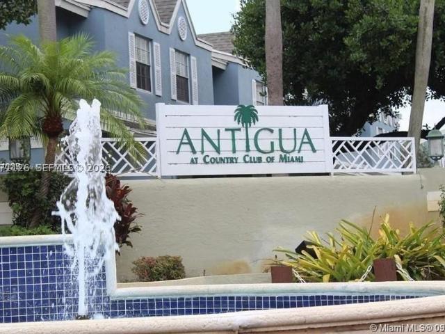 Luxury apartment complex for rent in Hialeah, Florida